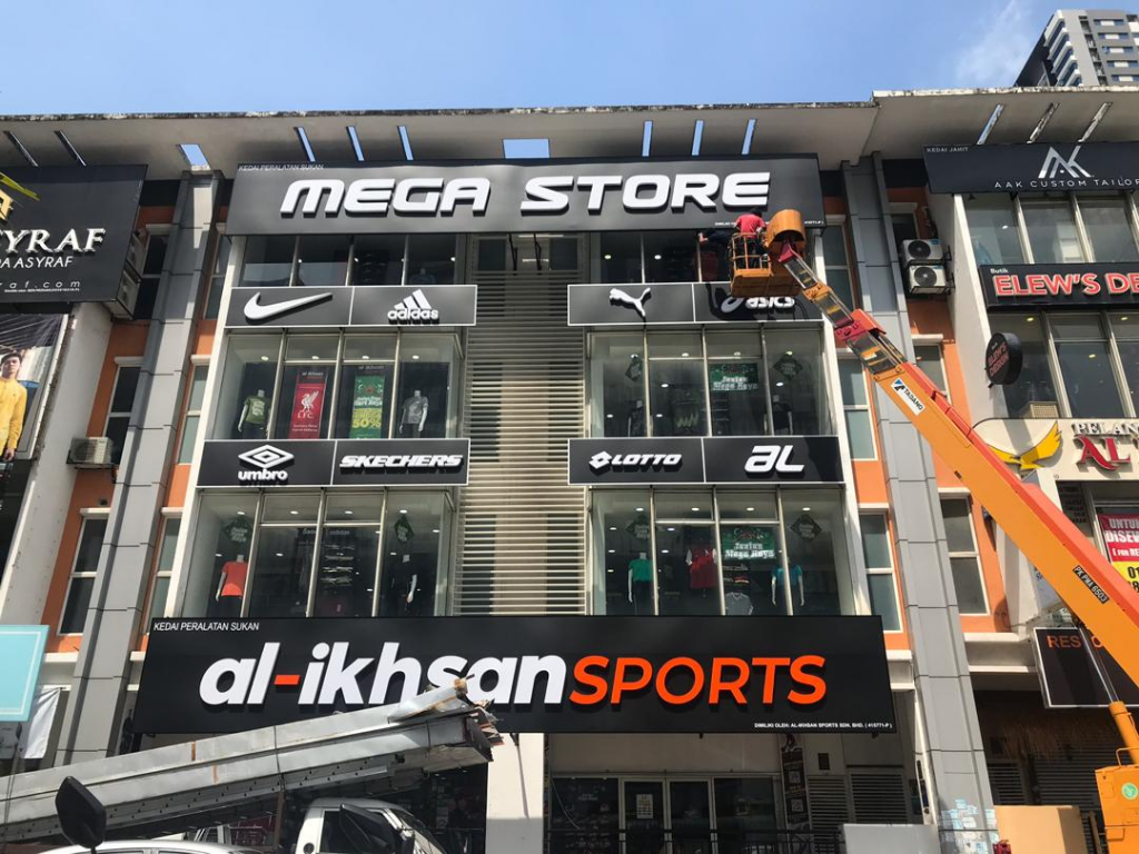 5 Garis Panduan Memasang Papan Tanda Kedai Dalam Perniagaan